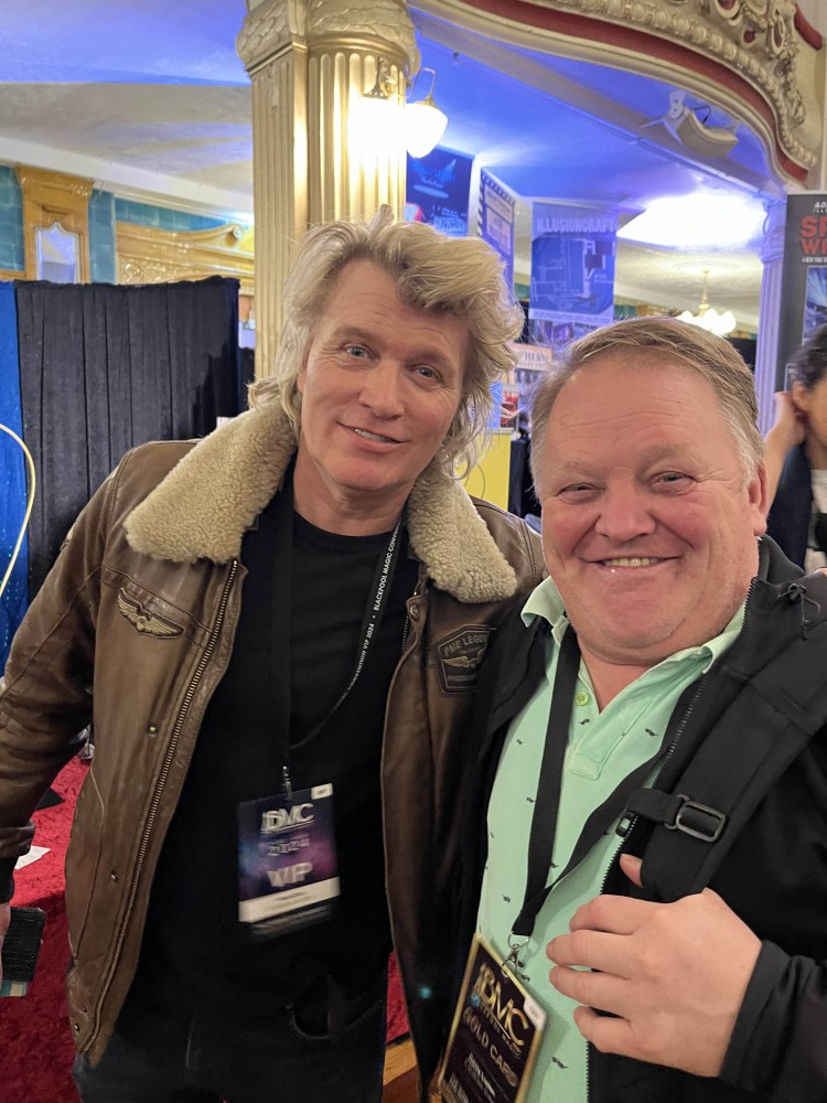 Danny Luyten: “Mijn grootste ambitie? Optreden in The Magic Castle in L ...